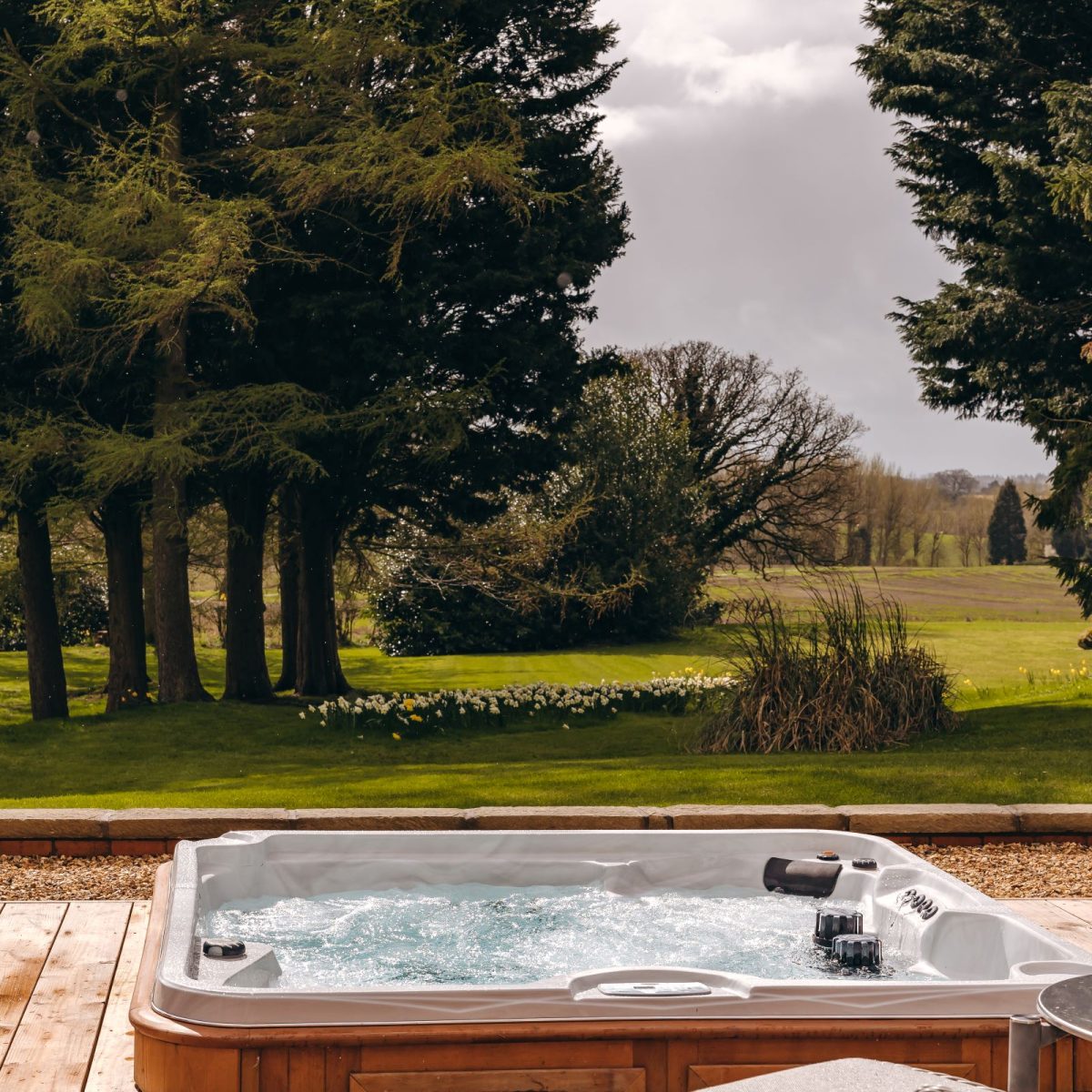 Gardens & Grounds | Ellerton Hall | Two And A Half Acre Grounds